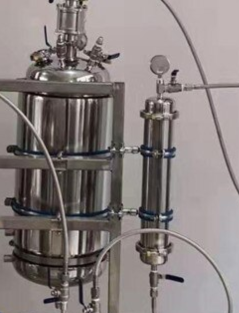 15LB Rack Mounted Closed Loop Extractor w/ Chilling Coils and Molecula ...